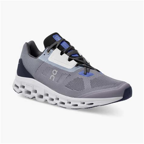 On Running Cloudstratus 20 Running Shoes Reviews And Prices