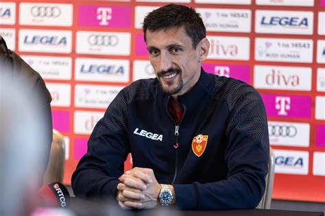 Bešiktaš I Stefan Savić Se Dogovorili Cg Sport