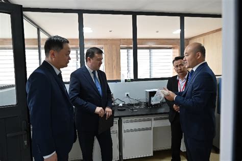 中国 中亚人类与环境“一带一路”联合实验室（撒马尔罕）启用仪式、（铁尔梅兹）揭牌仪式举行 西北大学新闻网