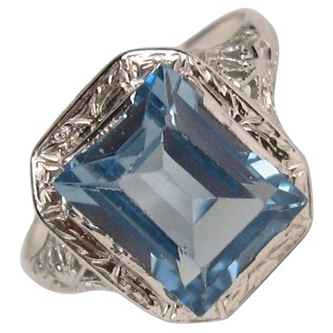 14 Karat White Gold Emerald Cut Blue Topaz Ring Art Deco For Sale At