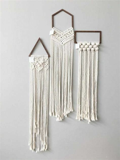 Pin by maria jesus on Macramé in Macrame wall hanging Macrame design Macrame wall
