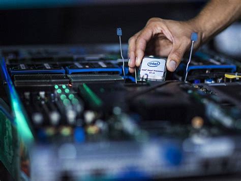 سرور اینتل زئون Intel Xeon Servers هوشمند آرنا سورین