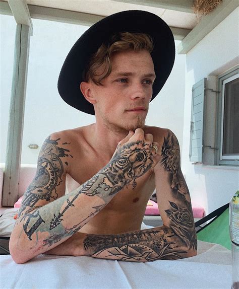 Picture Of Charlie Lenehan In General Pictures Charlie Lenehan 1566161821 Teen Idols 4 You