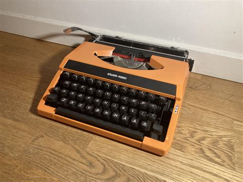 I Am Bi But I Dont Have A Sword So Here Is A Typewriter Rnotinteresting