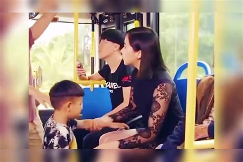 搞笑视频：盘点全网那些小孩子的搞笑瞬间，你家有同款的吗？