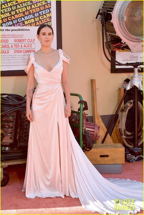 Rumer Willis Gets Support From Sisters At Once Upon A Time In