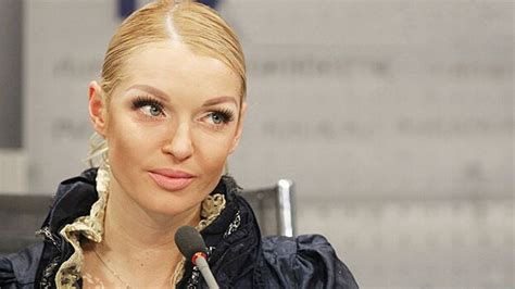 Балерина Волочкова назвала Сулеймана Керимова главной любовью своей ...