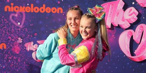 Jojo Siwa Says She ‘realized I Was Gay And Fell In Love For The First