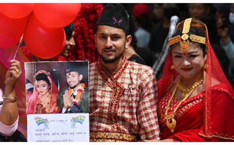 Duuren Life Балба улсад анх удаа ижил хүйстэн хос гэрлэв