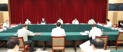 县长刘志奇主持召开十七届县政府第八次常务会：抢抓机遇先行先试 教育突破提振民心工作政策发展