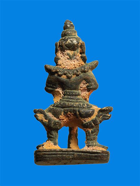 รูปหล่อท้าวเวสสุวรรณ รุ่นเทพสถิตย์ ศักสิทธิ์ ฤทธิ์ เมตา บารมี วัดสุทัศน์ฯ เนื้อสัมฤทธิ์หล่อดิน