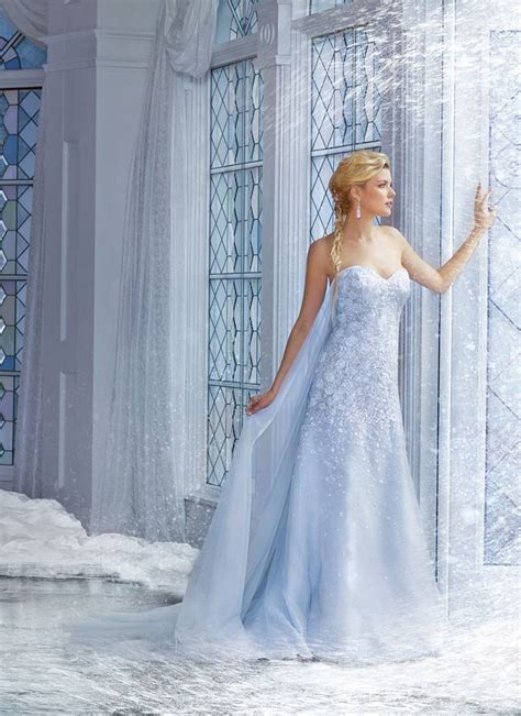 Robes de Mariées Inspirées des Princesses de Disney par Alfred Angelo