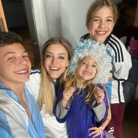 Las Tiernas Fotos De Las Hijas De Evangelina Anderson Y Martín