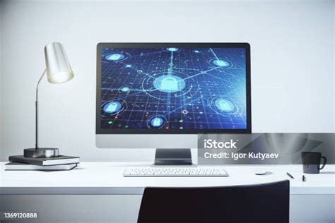 현대 노트북 화면에 잠금 기호 와 마이크로 회로 그림 창조적 인 아이디어 개념 보호 및 방화벽 개념 3d 렌더링 보안에 대한