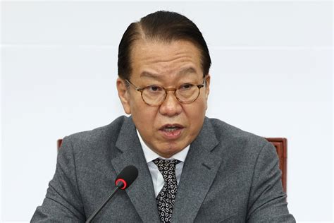 권영세 내란선전 고발된 유튜버 10명에 설 선물 논란