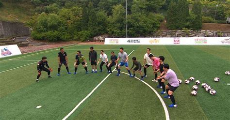 뭉쳐야 찬다 U 20 월드컵 영웅 이광연 가장 존경하는 선수는 안정환