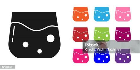 흰색 배경에 고립 된 위스키 아이콘의 검은 유리 다채로운 아이콘을 설정합니다 벡터 각얼음에 대한 스톡 벡터 아트 및 기타 이미지 각얼음 다중 색상 단일 객체 Istock