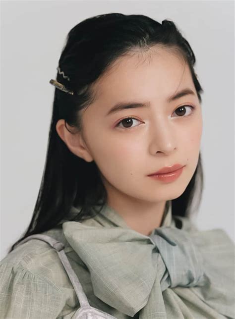 アンジュルム 上國料萌衣ちゃんがお手本♡ キラキラが可愛い シルバーピンク”メイク Bis ビス