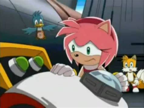 No Context Tails On Twitter Tails Gets Trolled Is Canon