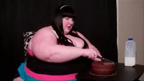 Ssbbw Messy And Loud Cake Eating And Fat Chat Ssbbw Pinup Bodacious