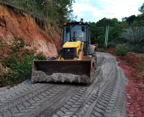 Secretaria De Obras E Serviços Urbanos Realiza Recuperação De Estradas