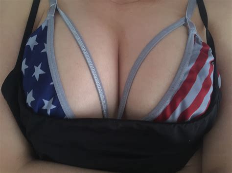 کیا عکس سینه های زنم خواسته بودن