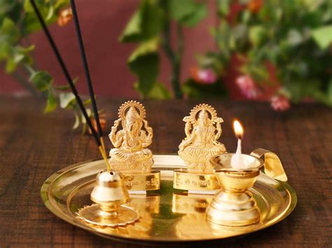 Akshaya Tritiya 2022 अक्षय्य तृतीयेला तुमच्या राशीनुसार दिलेल्या