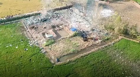 ด่วน พลุระเบิดสุพรรณบุรี ดับอย่างน้อย 20 ราย