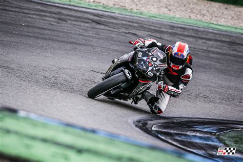 Chris Sass Motorblog Fährt Auf Dem Hockenheimring Sass Motorblog