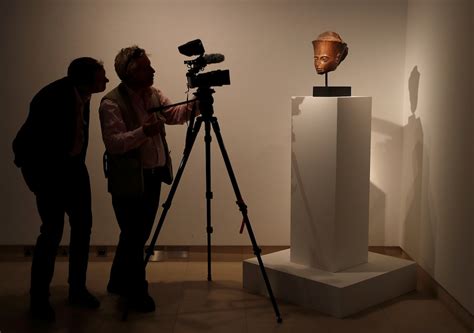 Tutankhamen Head Sells For 6m At London Auction Despite Egypts Ire