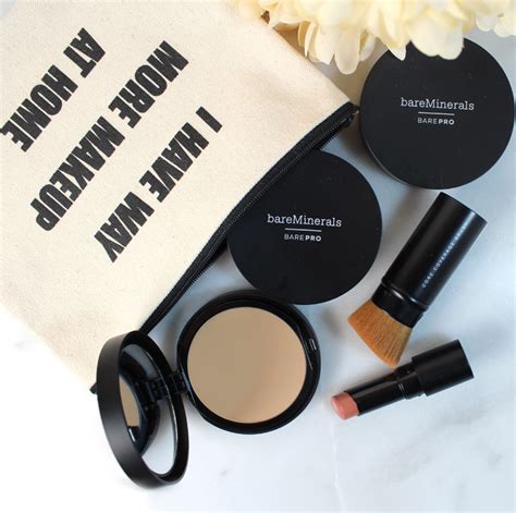 Bareminerals Barepro Performance Wear Powder Foundation — Beautiful