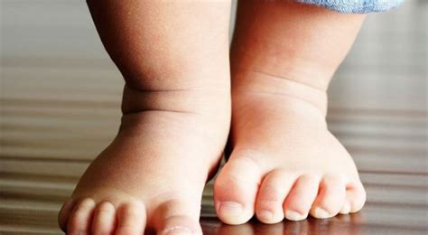 Los Primeros Pasos Del Bebé Cómo Estimularle Ebdtb ️