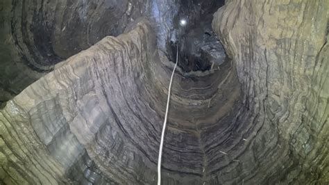 Pit Cave