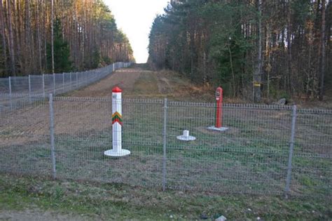 Польща у вересні почне будувати паркан на кордоні з Україною Волинь
