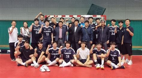 [보도자료] 두산 핸드볼 팀 전국체전 금메달