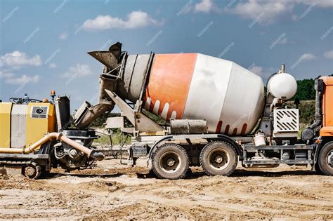 Concrete Truck Mixer