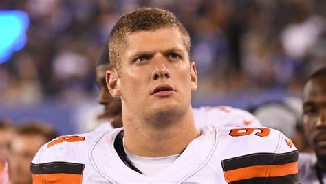 Nfl Carl Nassib Premier Joueur En Activité De Lhistoire à Faire Son