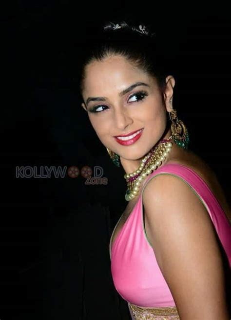 Actress Asmitha Sood Sexy Stills 27 180732 Kollywood Zone