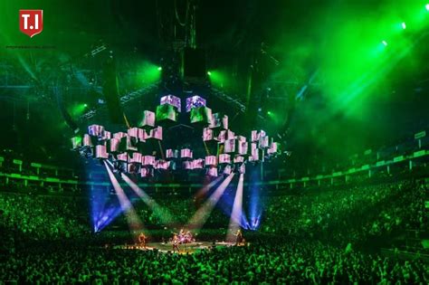 La 2122 Line Array Dual 12 Woofer 1400wrms Active And Passive Sound System