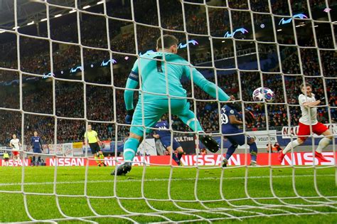 Tottenham Vs Everton Mourinho Takes Blame For Hugo Lloris Son Heung