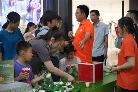 星光汇聚 健康肠相伴丨葫芦娃药业肠道健康公益行在济南热力开启！ 春雨医生