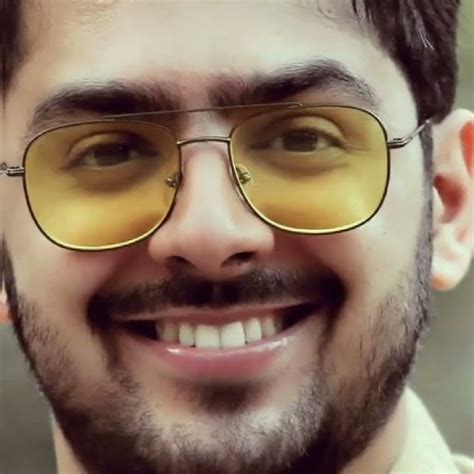 پوریا مظفریان هدیه از طرف یک کوچولو 🤗 Youtube