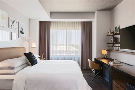 Renaissance Atlanta Airport Gateway Hotel Atlanta 20 During The