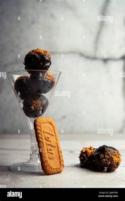 Truffle Balls Filled With Lotus Biscoff Filled Inside Tasty Yum Round