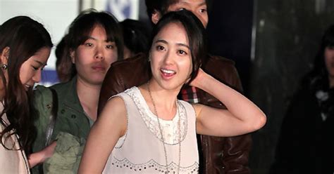 [포토]김민정 각선미 자랑하며 파티 참석