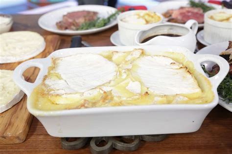 Chef Angie Mar Shares Perfect Christmas Prime Rib Dinner Abc News