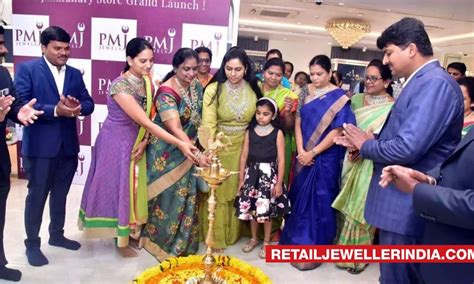 Pmj Jewels Opens New Flagship Store At Rajahmundry Andhra Pradesh The Retail Jeweller India