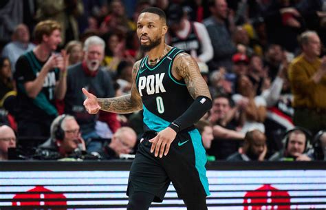Nba Fan Roasts Damian Lillard After He Said They Should Hope He Doesnt