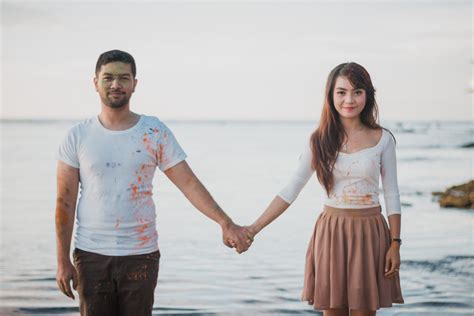 10 Signs Your Partner Is Losing Interest Even If You Dont Think So