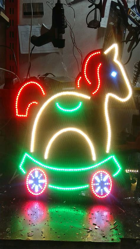 ‎نئون همدان‎ Neonhamedan • Instagram Photos And Videos